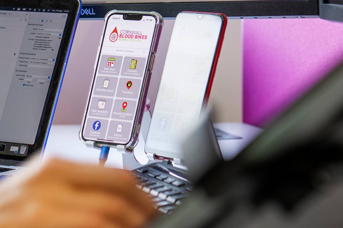 How a software analyst learnt to develop in Flutter… - Bluefruit Software